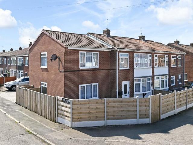 4 bedroom semi detached house for sale