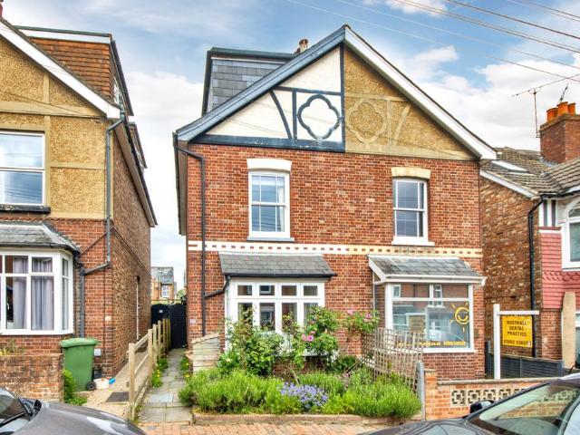 4 bedroom semi detached house for sale