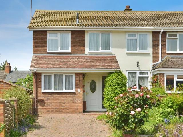 4 bedroom semi detached house for sale