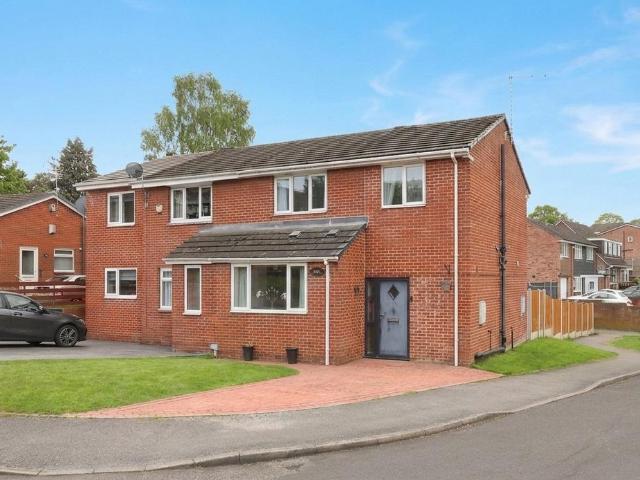 4 bedroom semi detached house for sale