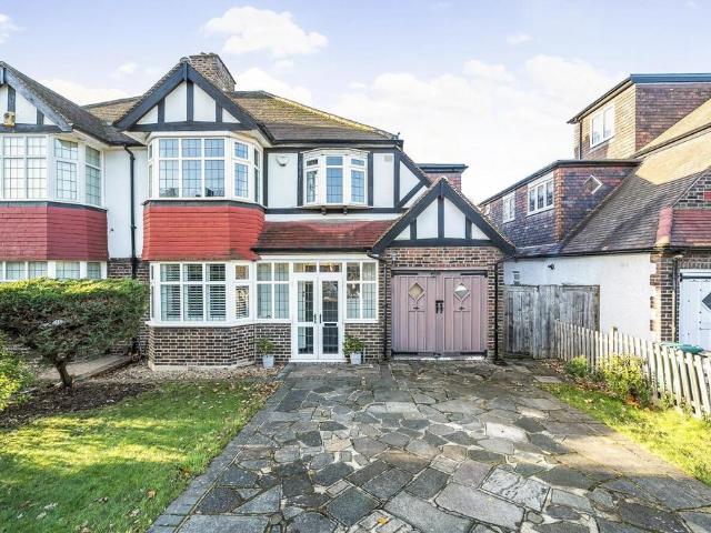 4 bedroom semi detached house for sale