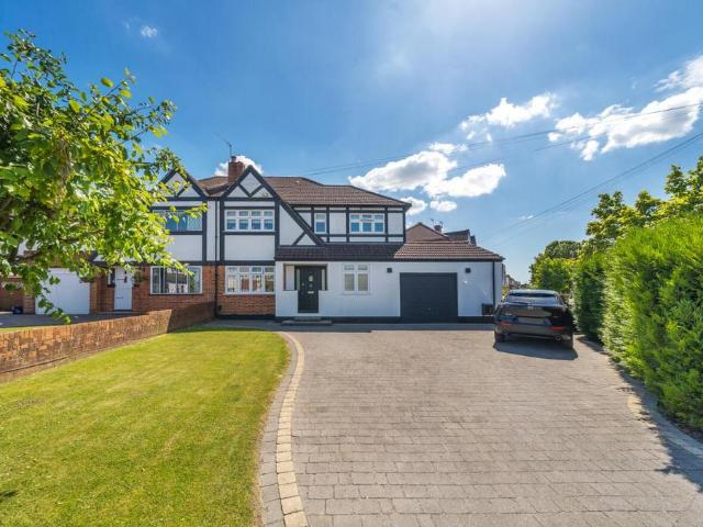 4 bedroom semi detached house for sale