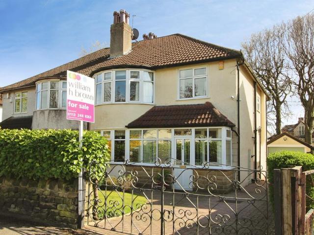 4 bedroom semi detached house for sale