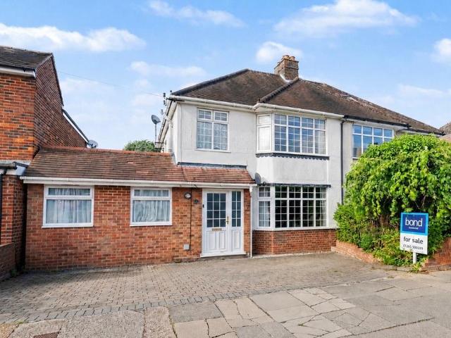 4 bedroom semi detached house for sale