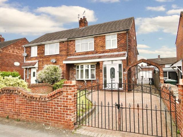4 bedroom semi detached house for sale
