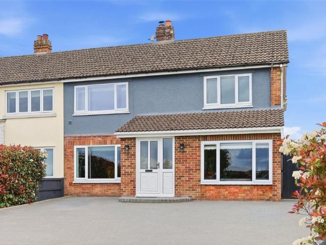 4 bedroom semi detached house for sale