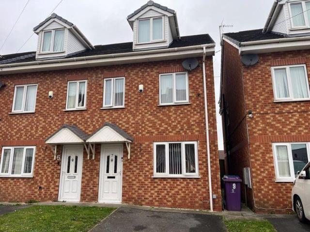 4 bedroom semi detached house for sale