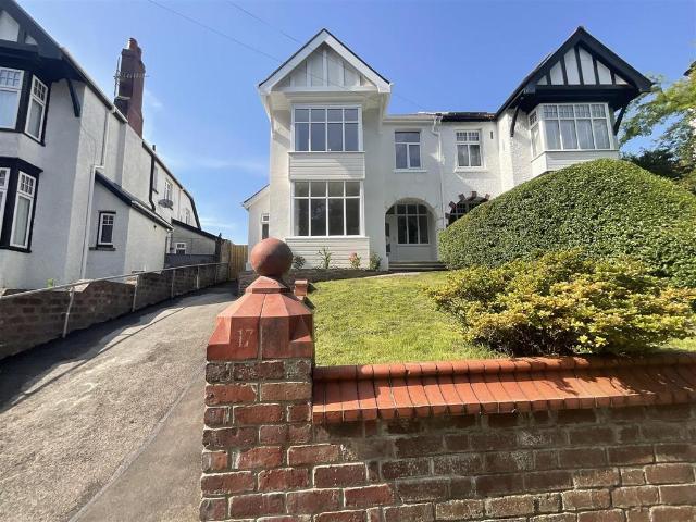 4 bedroom semi detached house for sale