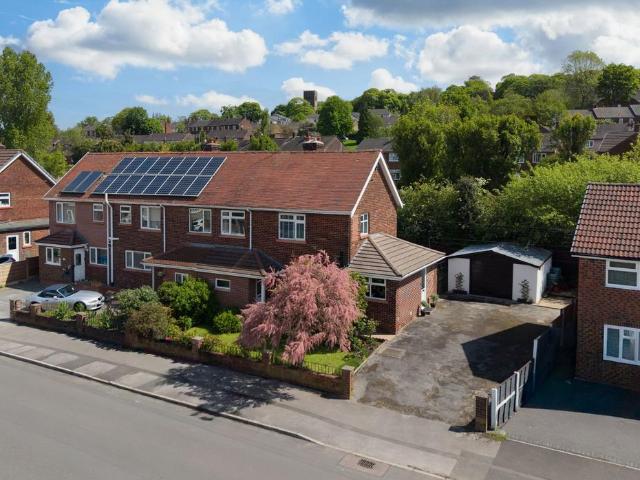 4 bedroom semi detached house for sale