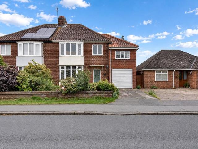 4 bedroom semi detached house for sale