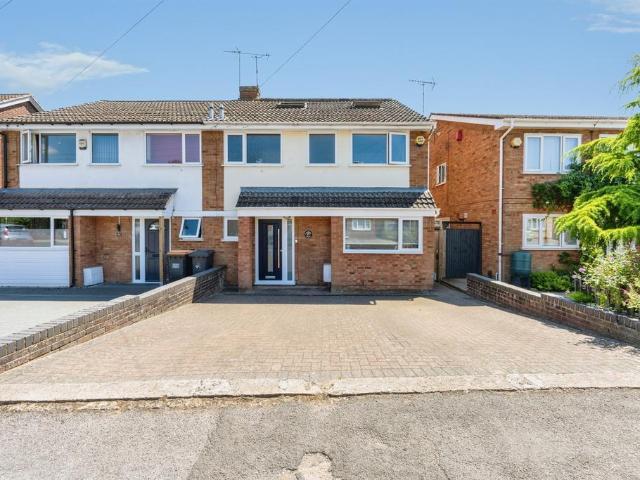 4 bedroom semi detached house for sale