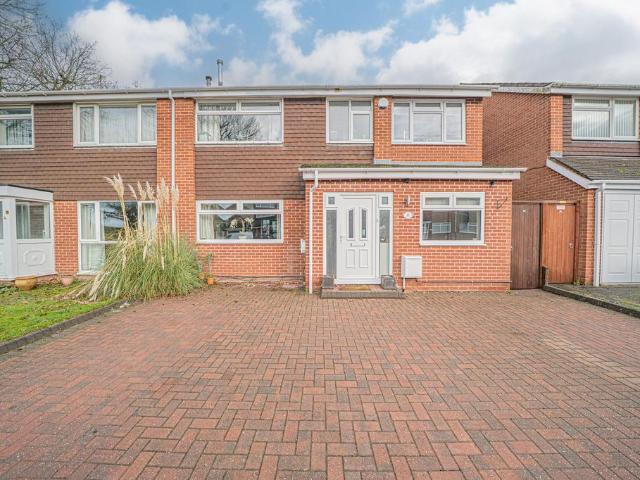 4 bedroom semi detached house for sale