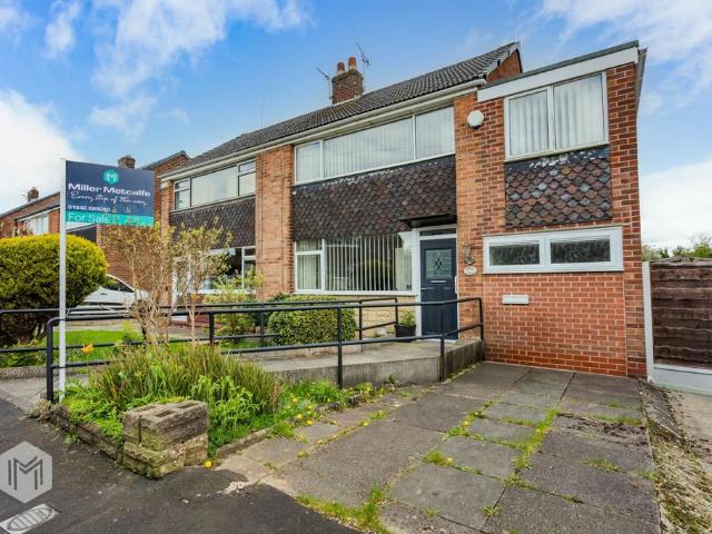 4 bedroom semi detached house for sale