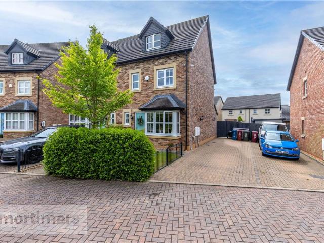 4 bedroom semi detached house for sale