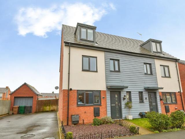 4 bedroom semi detached house for sale