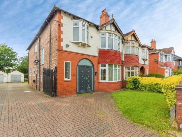 4 bedroom semi detached house for sale