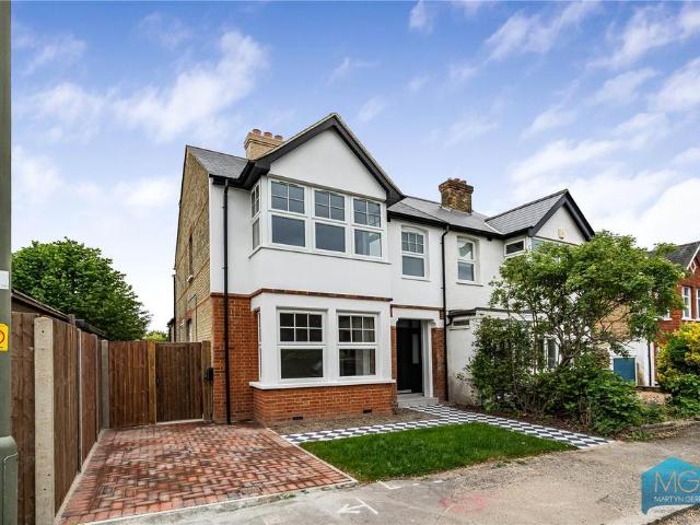 4 bedroom semi detached house for sale