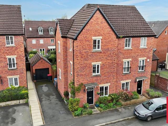 4 bedroom semi detached house for sale