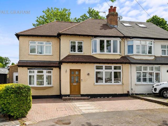 4 bedroom semi detached house for sale