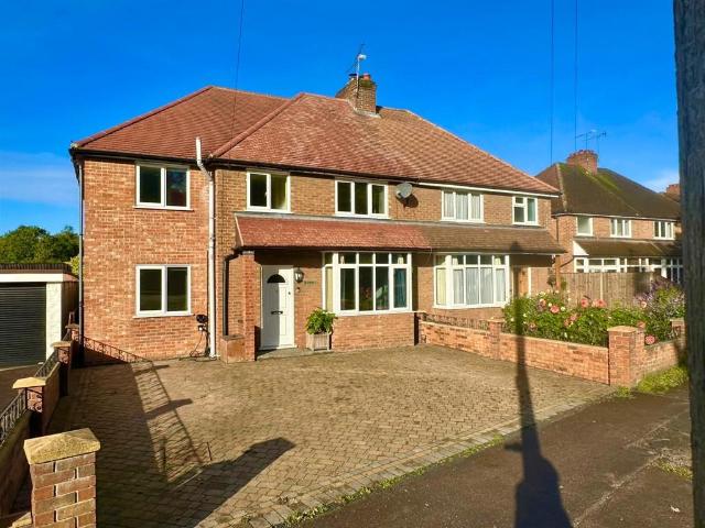 4 bedroom semi detached house for sale