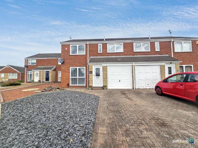 4 bedroom semi detached house for sale