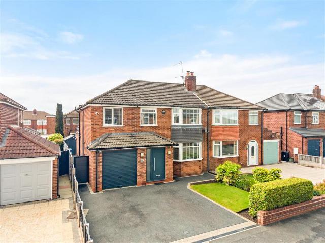 4 bedroom semi detached house for sale