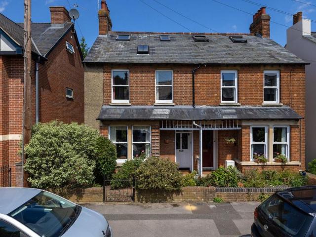 4 bedroom semi detached house for sale