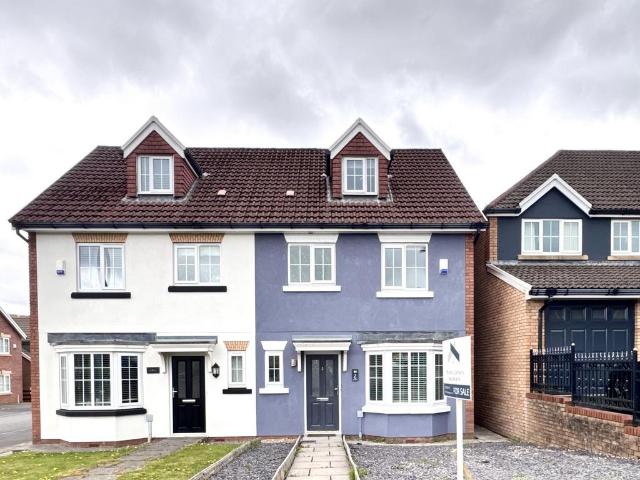 4 bedroom semi detached house for sale