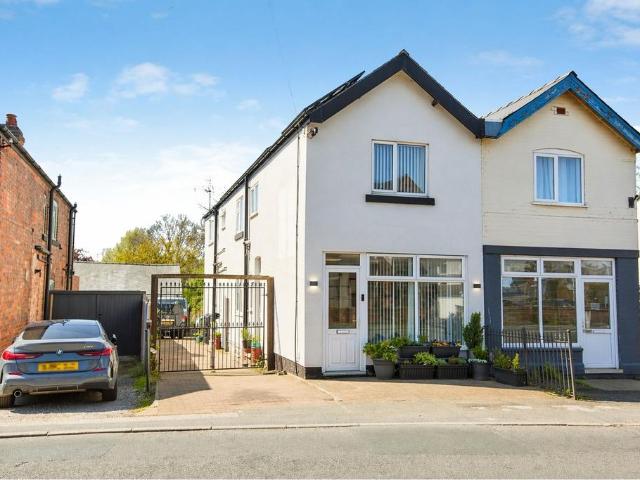 4 bedroom semi detached house for sale