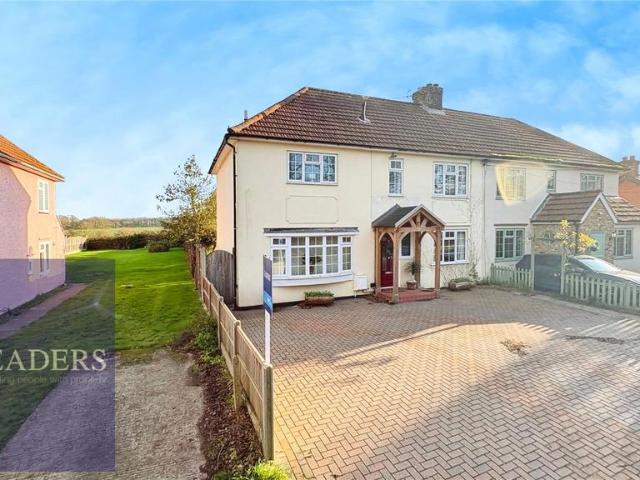 4 bedroom semi detached house for sale