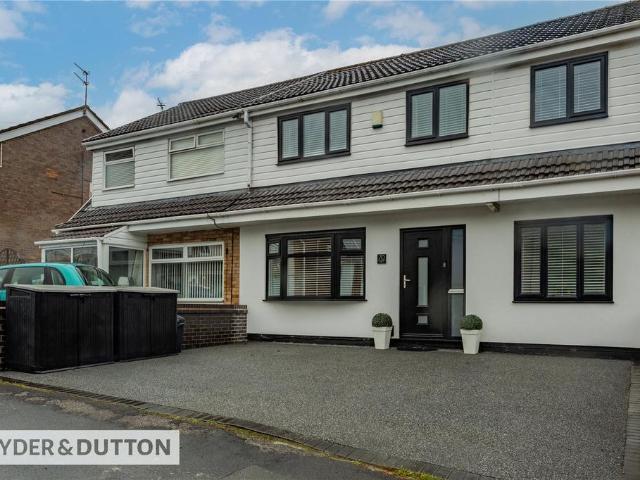 4 bedroom semi detached house for sale