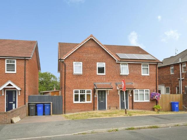 4 bedroom semi detached house for sale