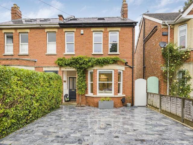 4 bedroom semi detached house for sale