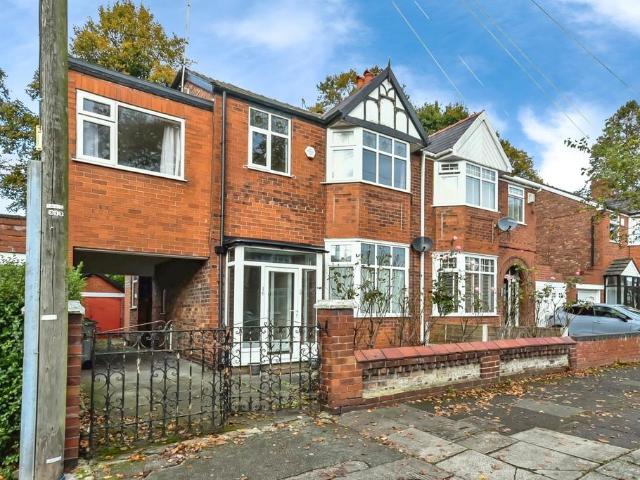 4 bedroom semi detached house for sale