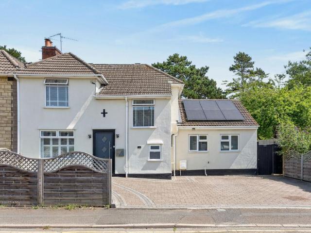 4 bedroom semi detached house for sale