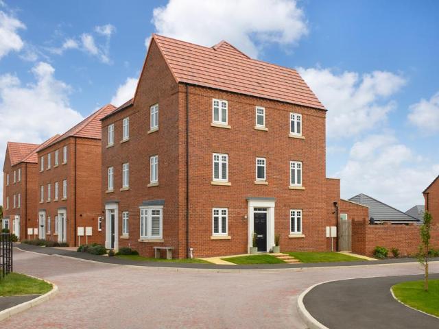 4 bedroom semi detached house for sale