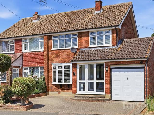 4 bedroom semi detached house for sale