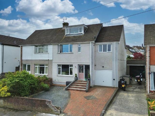 4 bedroom semi detached house for sale