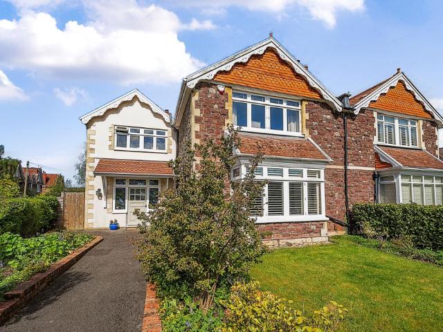 4 bedroom semi detached house for sale
