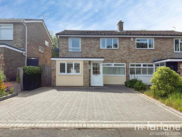 4 bedroom semi detached house for sale