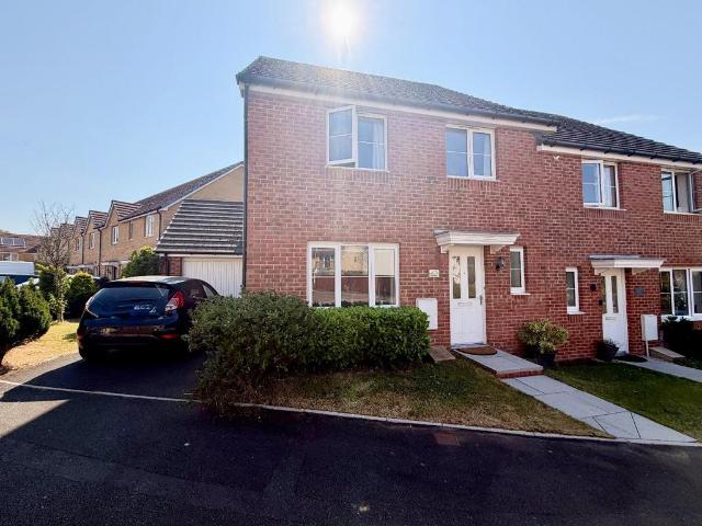 4 bedroom semi detached house for sale