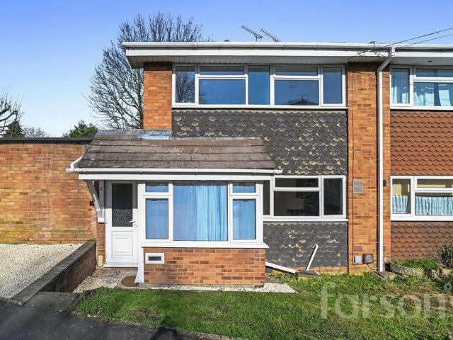 4 bedroom semi detached house for sale