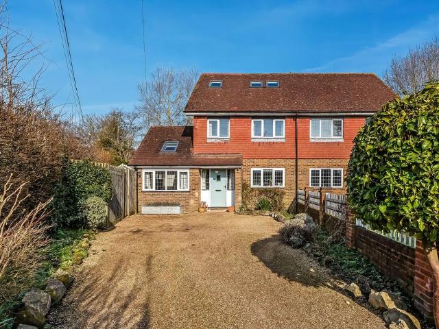 4 bedroom semi detached house for sale