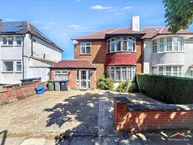 4 bedroom semi detached house for sale