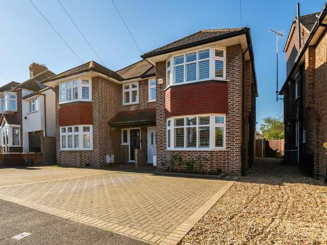 4 bedroom semi detached house for sale