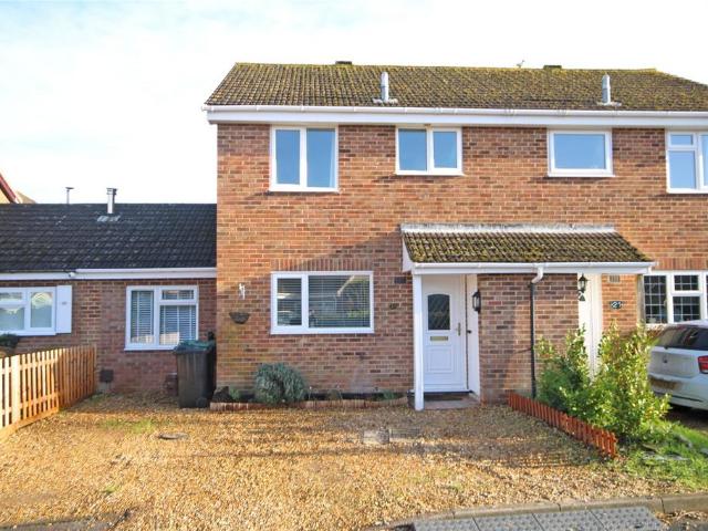 4 bedroom semi detached house for sale