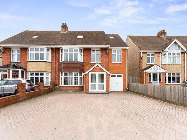 4 bedroom semi detached house for sale
