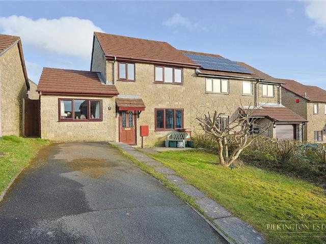 4 bedroom semi detached house for sale