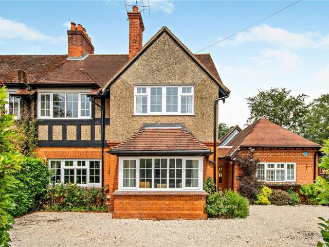 4 bedroom semi detached house for sale