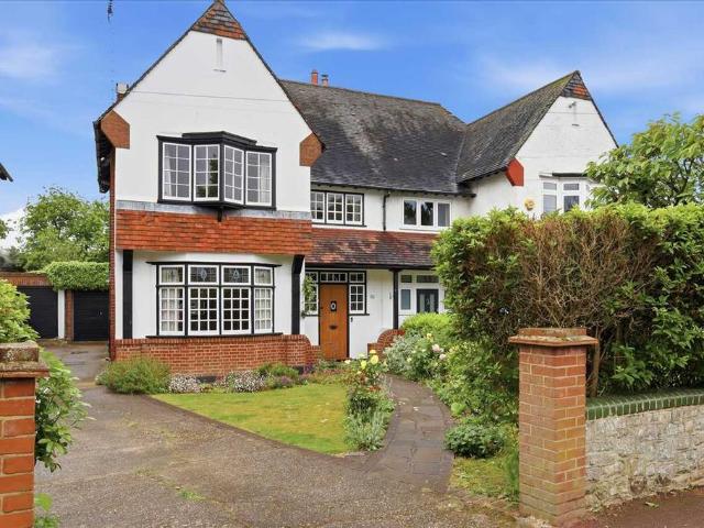 4 bedroom semi detached house for sale